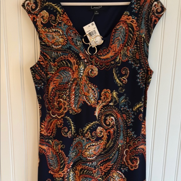 connected apparel | Dresses | Vibrant Paisley Pattern Dress | Poshmark